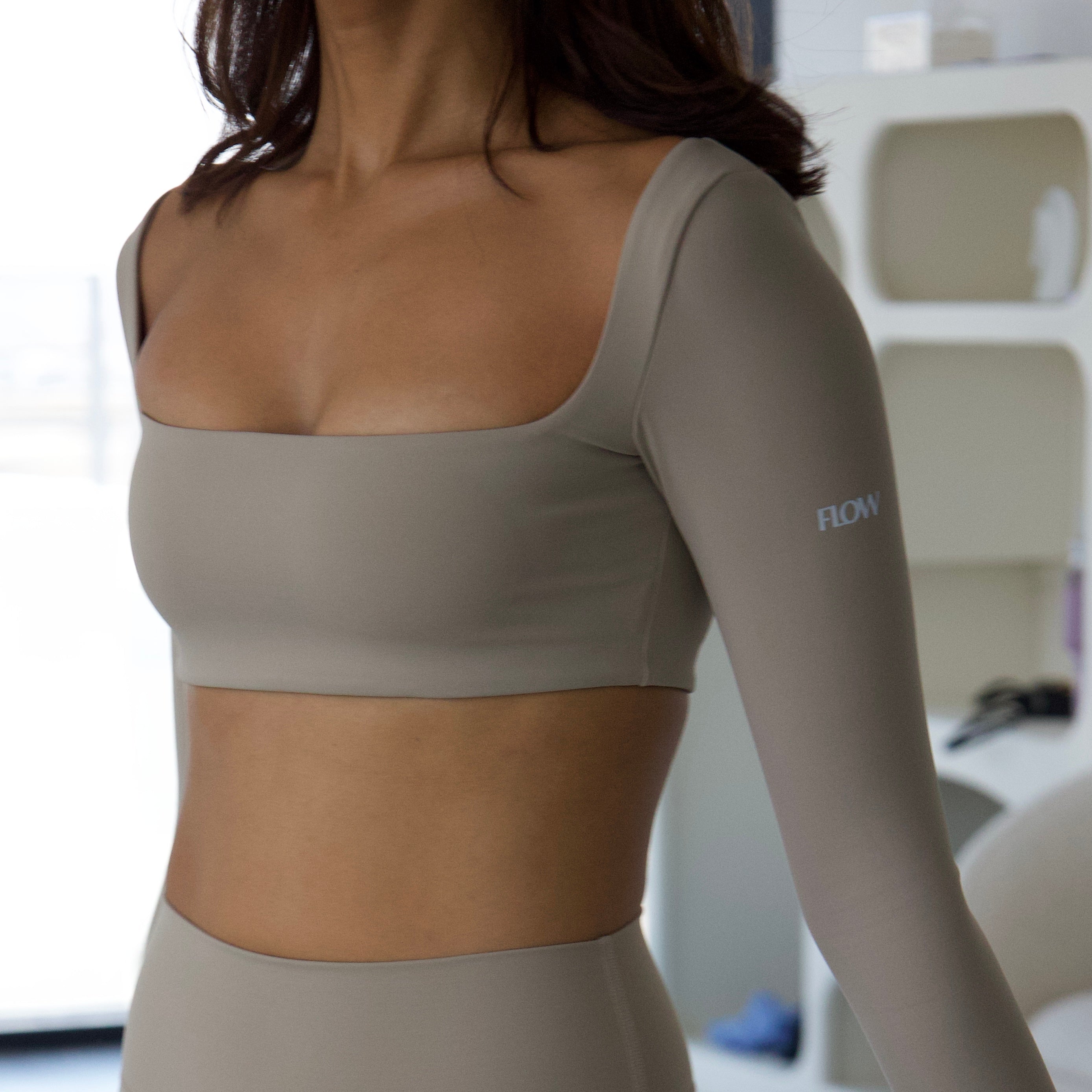 Tops – ADD THE FLOW